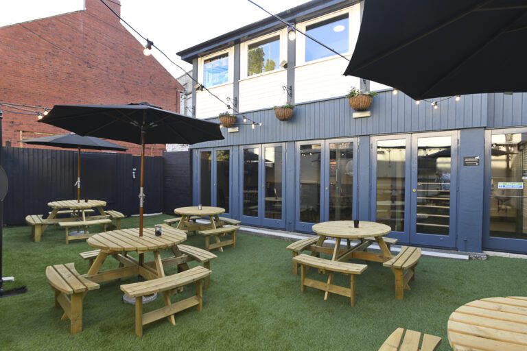 Victoria pub reopens following £148k refurb - Catering Today